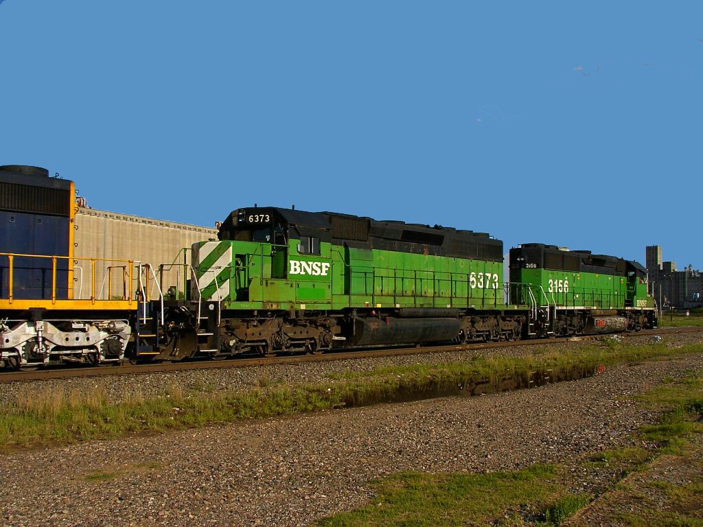 BNSF 3156 & BNSF 6373
